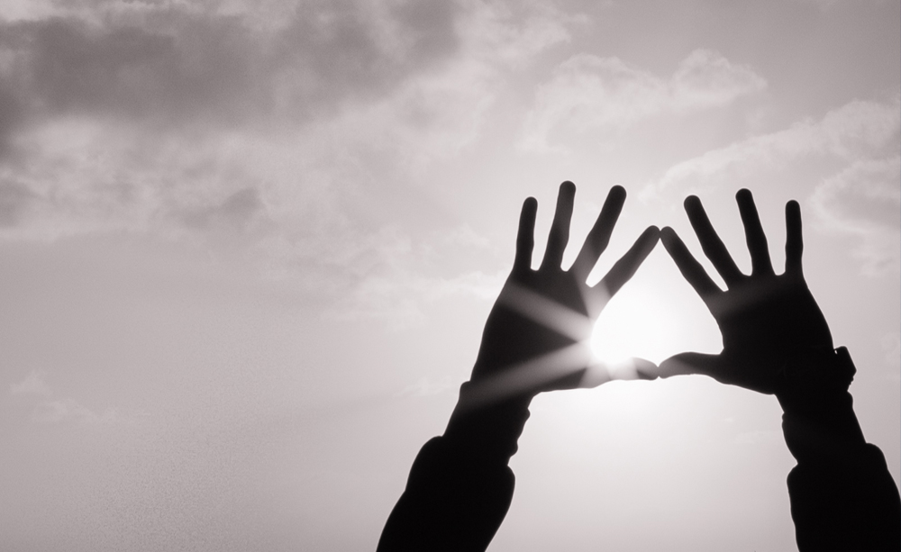 Helping Hands : Yoga Shanti